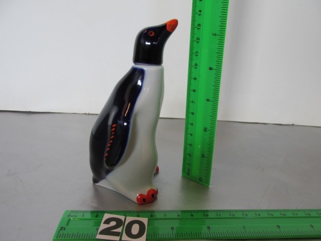 Lomonosov "Pingviini"fikuri