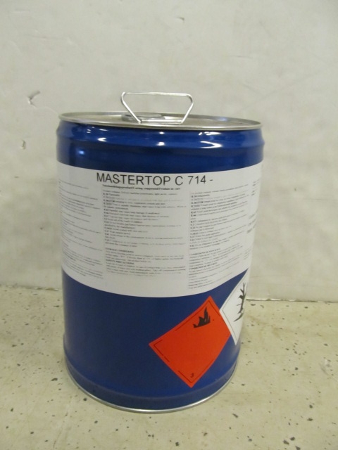 Betonilattian pinnoite, Mastertop C 714 (BASF) jälkihoito- ja ...