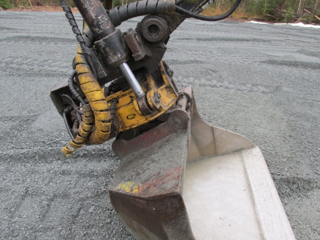 Mini-kaivuri Yanmar B50V -00, Encon varustuksella