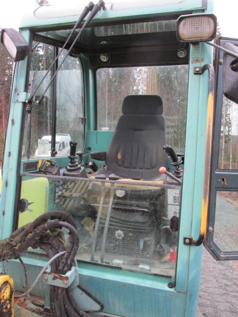 Mini-kaivuri Yanmar B50V -00, Encon varustuksella