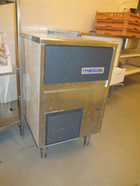 Jääpalakone Metos CB316A-Q, vm. 2009, 50 x 58 x 90 cm